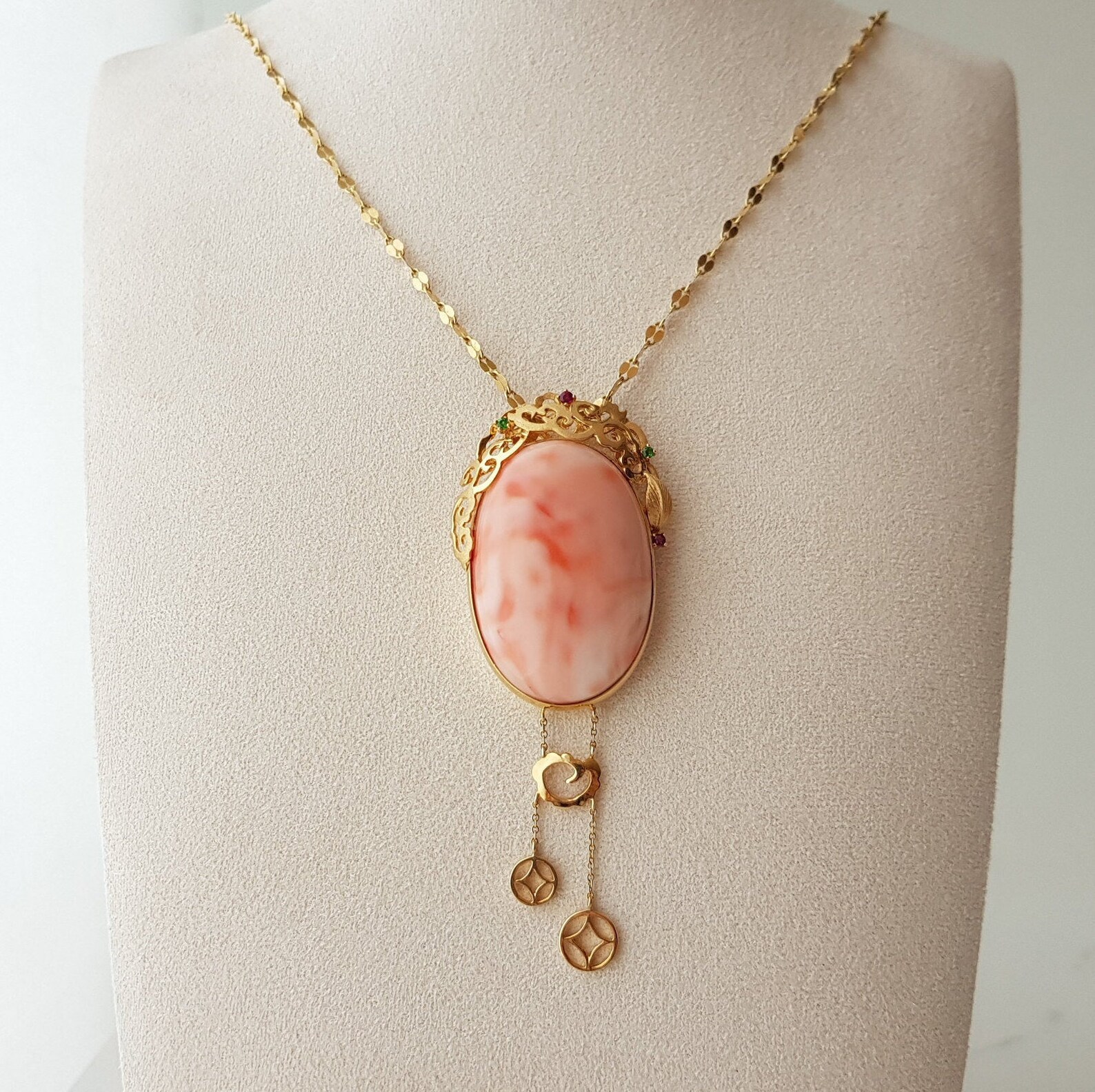 18K Gold Pink Coral Pendant - Pink Coral Pendant Gold, Pink Coral ...