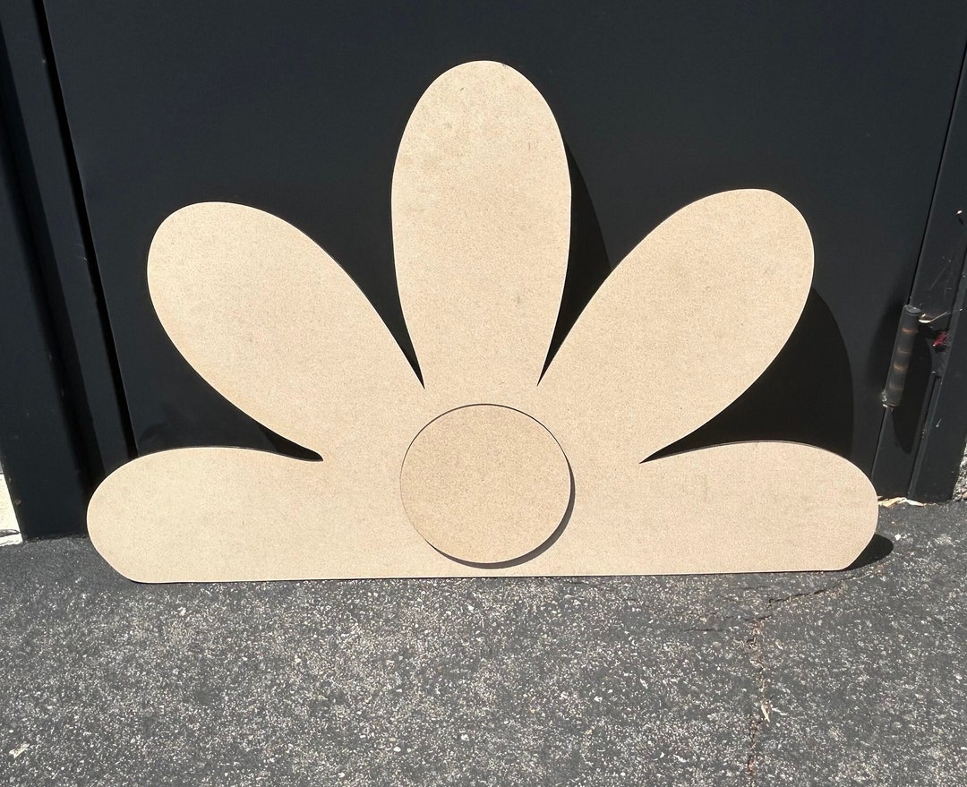 Groovydaisy Large Wall Prop/ Groovy Daisy Sign/ Groovy Large Cutout ...