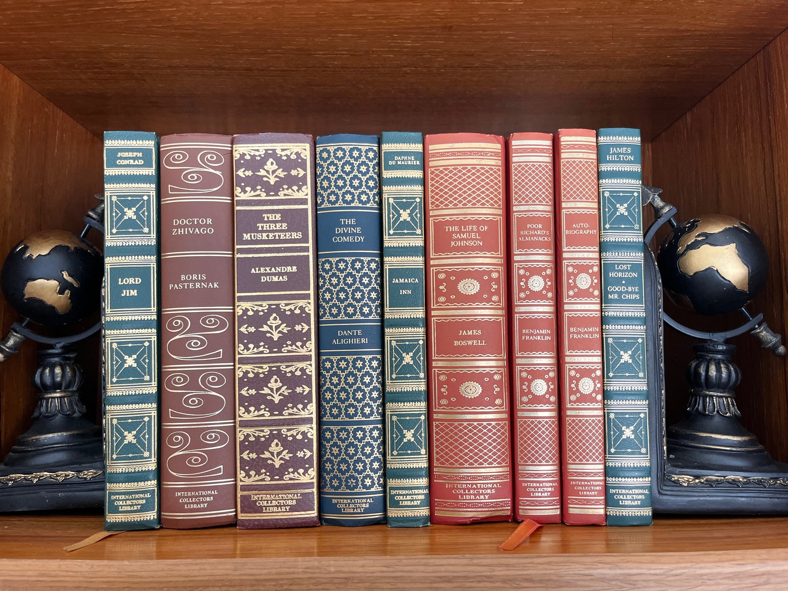Vintage Classics, International Collectors Library Decorative Books ...