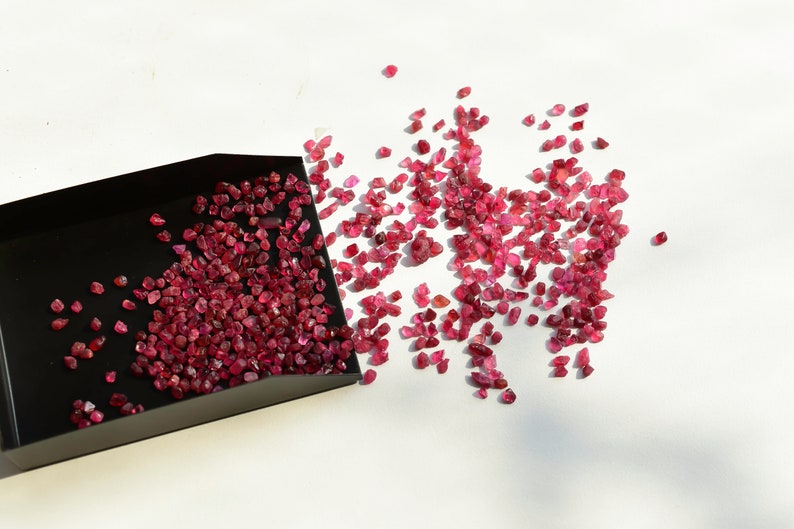 100 Pieces Burmese Red Spinel Rough Gemstone Natural Rare - Etsy