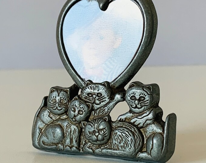 MINI HEART Frame, AMC Made in U.S.A. Silver Mital Tabletop Photo Frame ...
