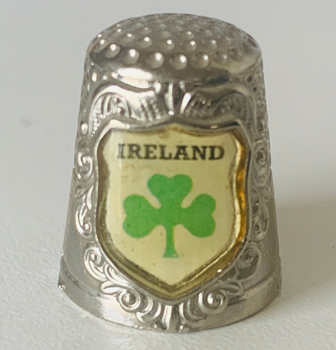 IRELAND THIMBLE, Silver Tone Metal Finish Collectable Souvenir Thimble ...
