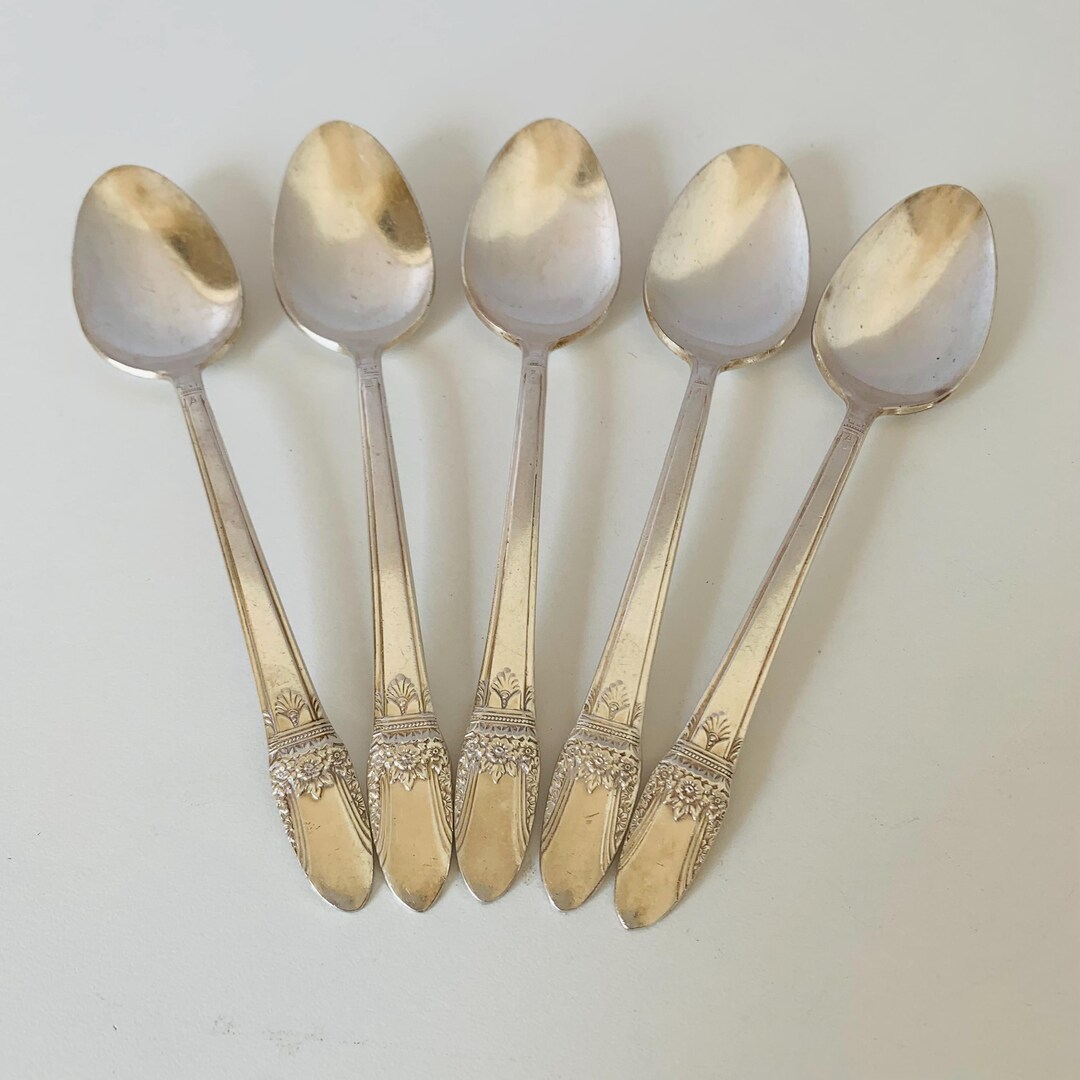 5 ROGER BROS DEMITASSE Spoons, 1847 Rogers Bros First Love 6 3/4" Long ...