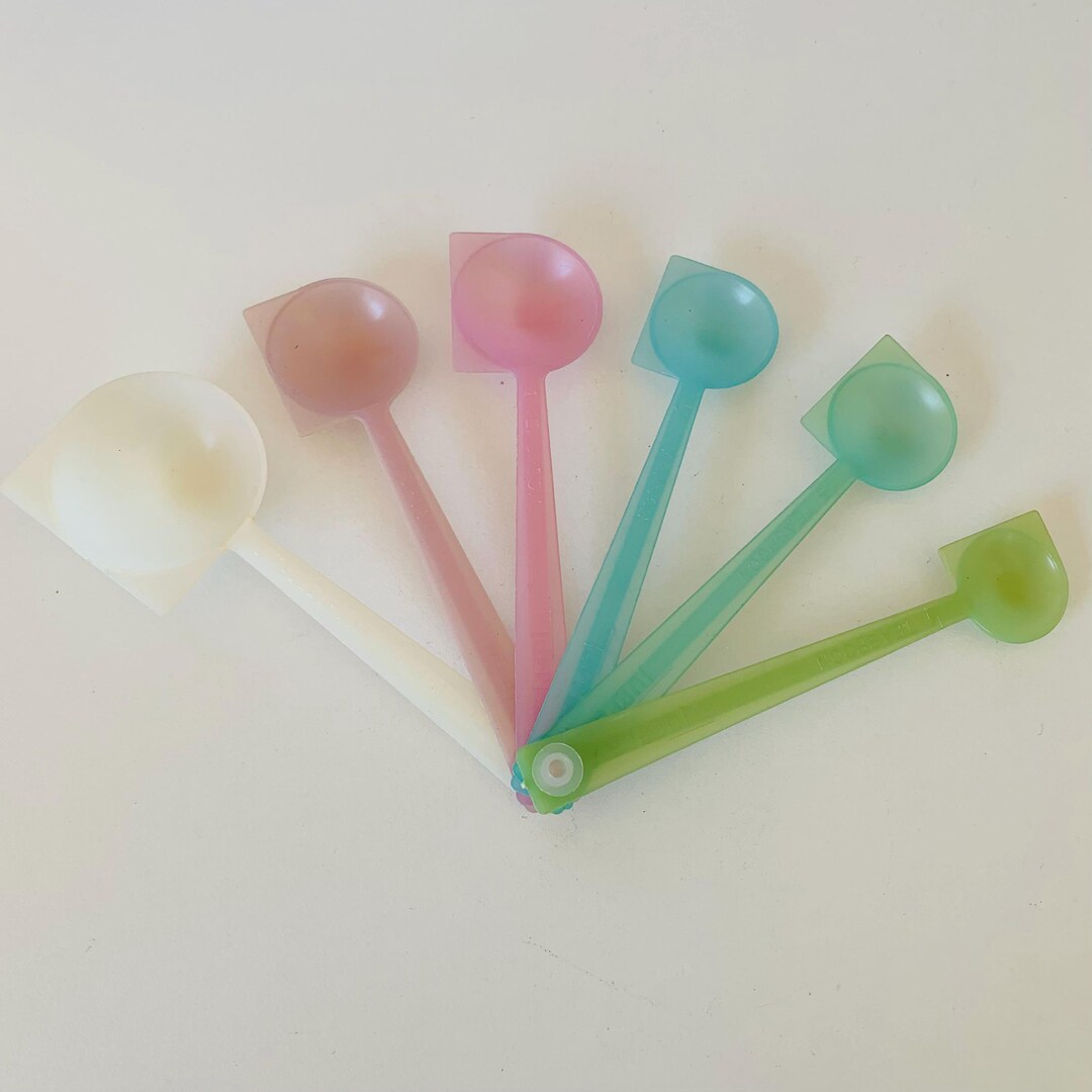 TUPPERWARE MASURINGS SPOONS, Set of 6 Tupperware Pastel Plastic Measure ...
