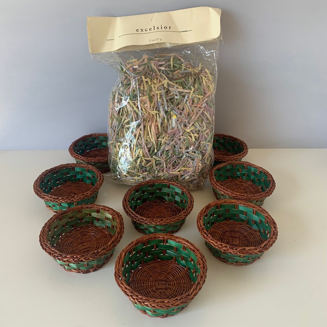 8 LITTLE ROUND Wicker Baskets, Lot Woven Rattan Wicker Baskets, Small 3 ...