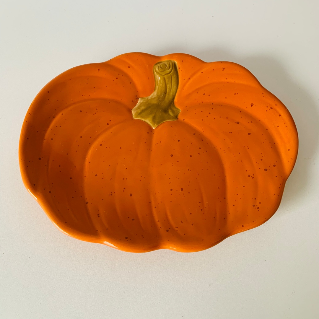 PUMPKIN SHAPE PLATE, 9" Wide Orange Ceramic Pumpkin Dish, at Home Co ...