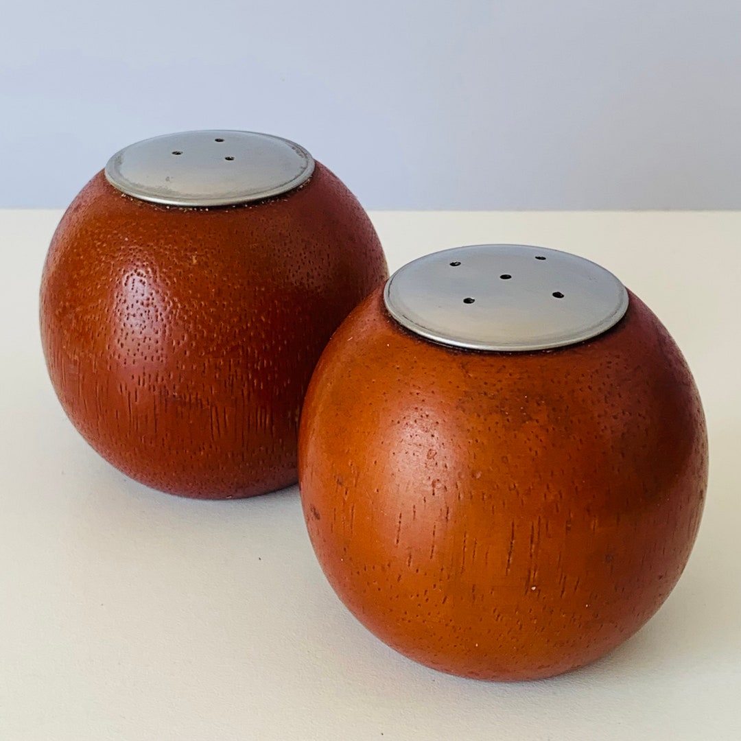 ROUND WOOD SHAKERS, Mid Century Round Ball Shape Wood Salt and Pepper ...