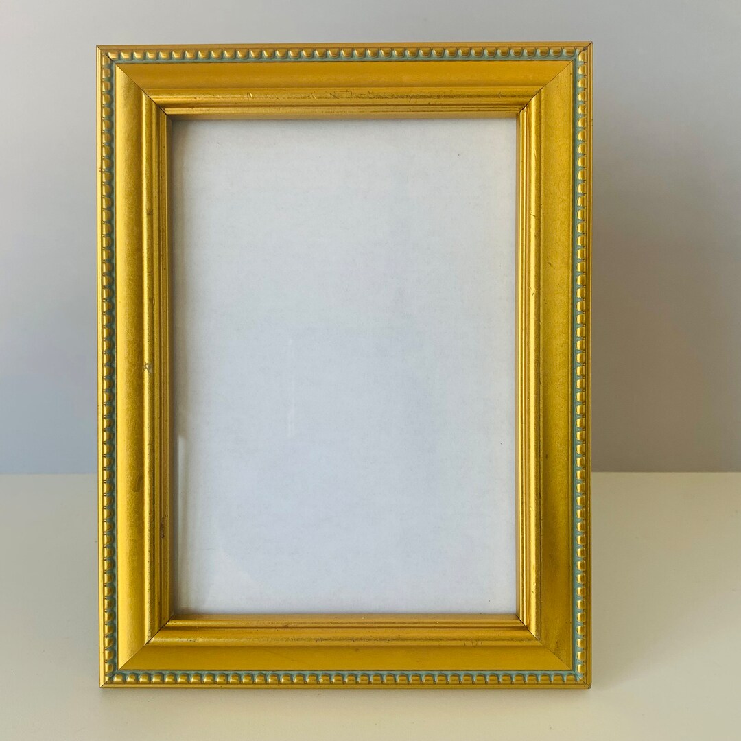 ELEGANT GOLD Finish Photo Frame, Vintaged Look Gold Finish Glam Photo ...