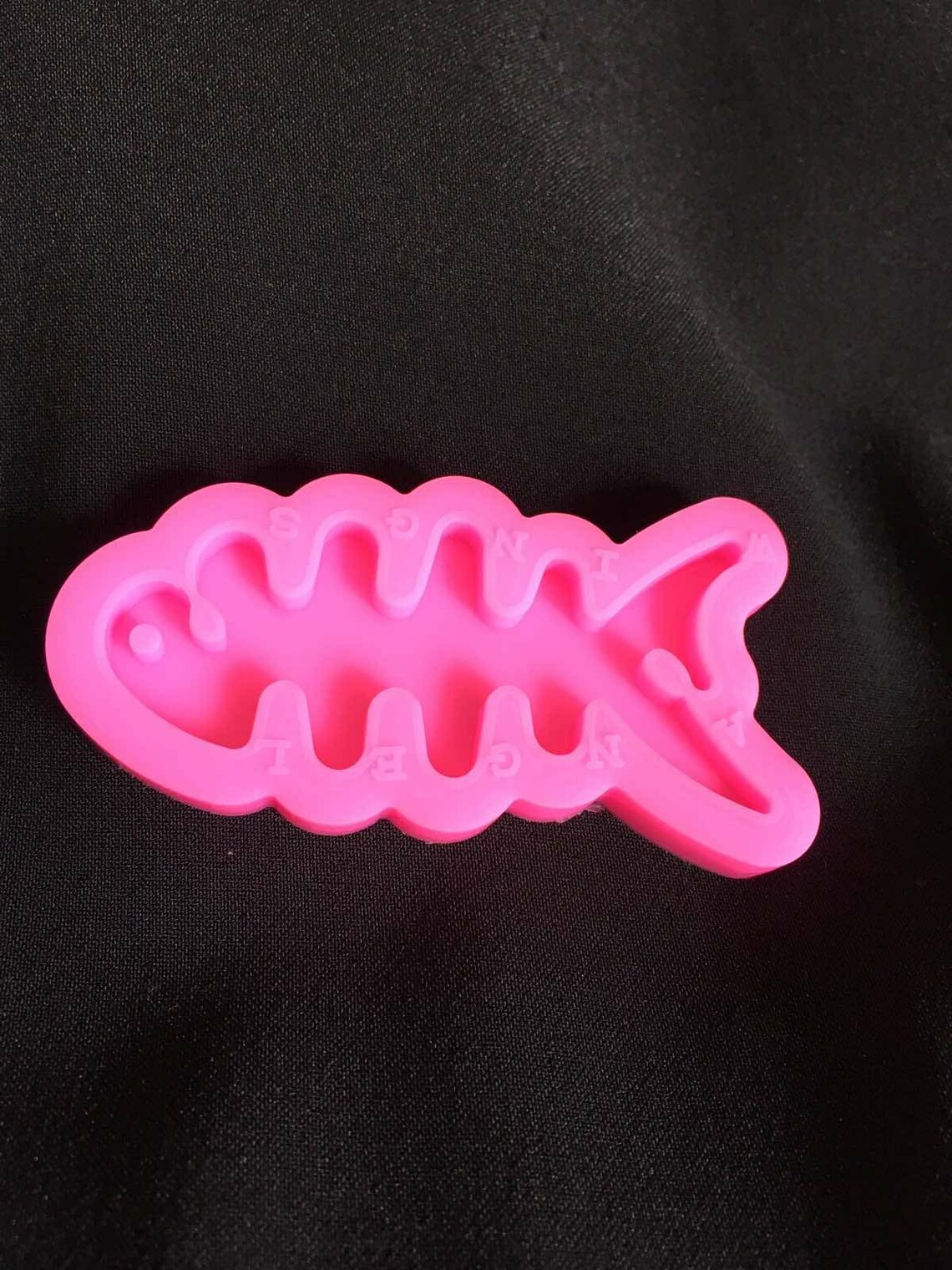 Shiny fish keychain moldFish bone keychain silicone | Etsy
