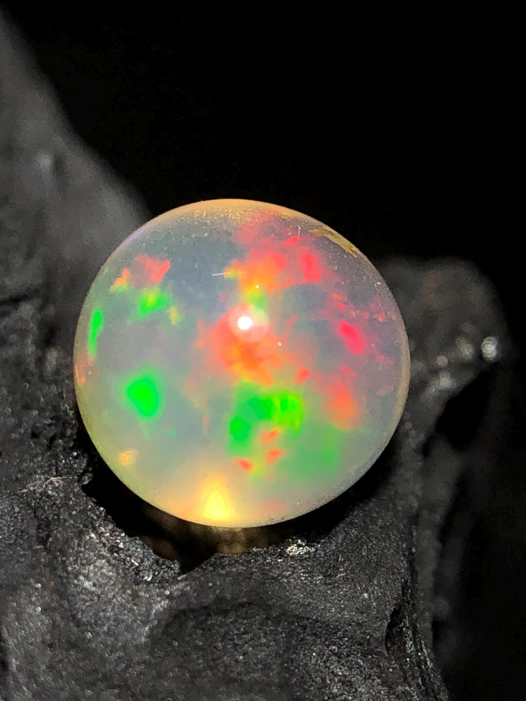 Ethiopian Opal Sphere, Multi Fire Gemstone, 2.20 Carats (7.50 MM) - Etsy