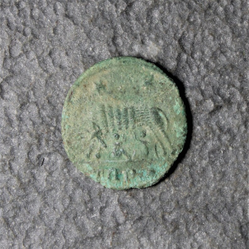 Constantine the Great URBS ROMA Romulus & Remus She Wolf AE4 Ancient ...