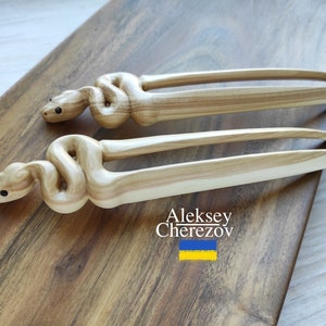 Natural Lilac & Boxwood Wooden Hair Fork, Carved Snake Stick for Long ...