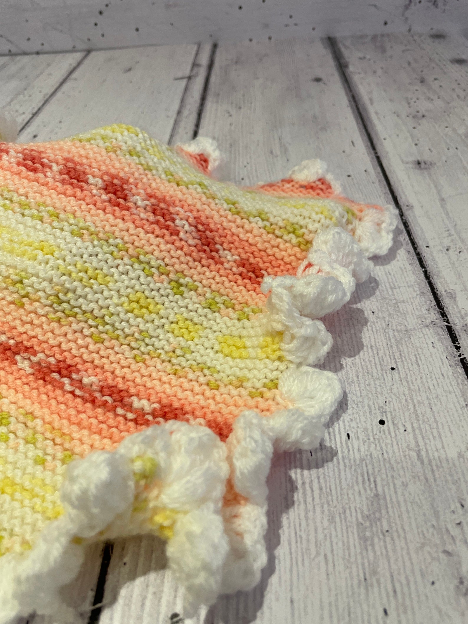 Tiny Baby Reborn Dolls Miniature Blanket Knitted Blanket With Peach ...