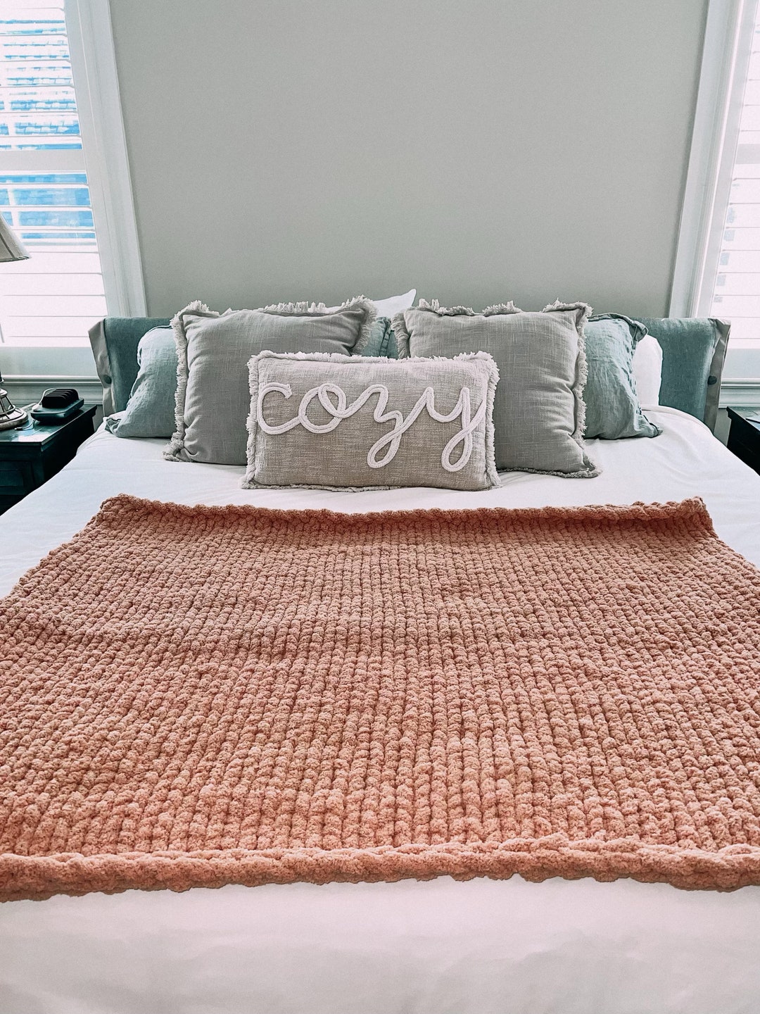 PEACHY COZY THROW - Etsy