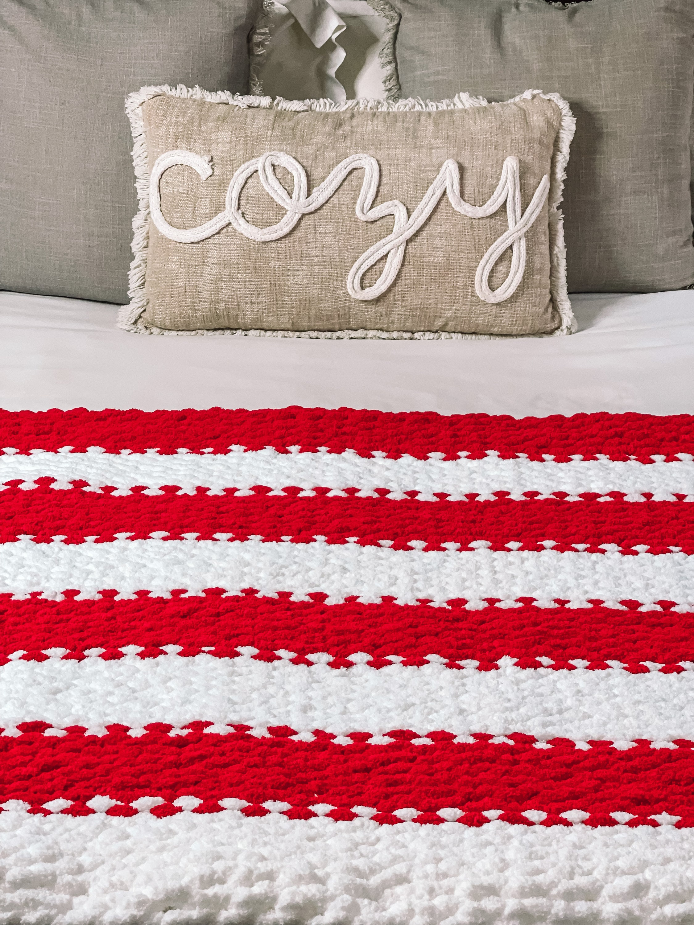 CANDY_CANE COZY Throw - Etsy