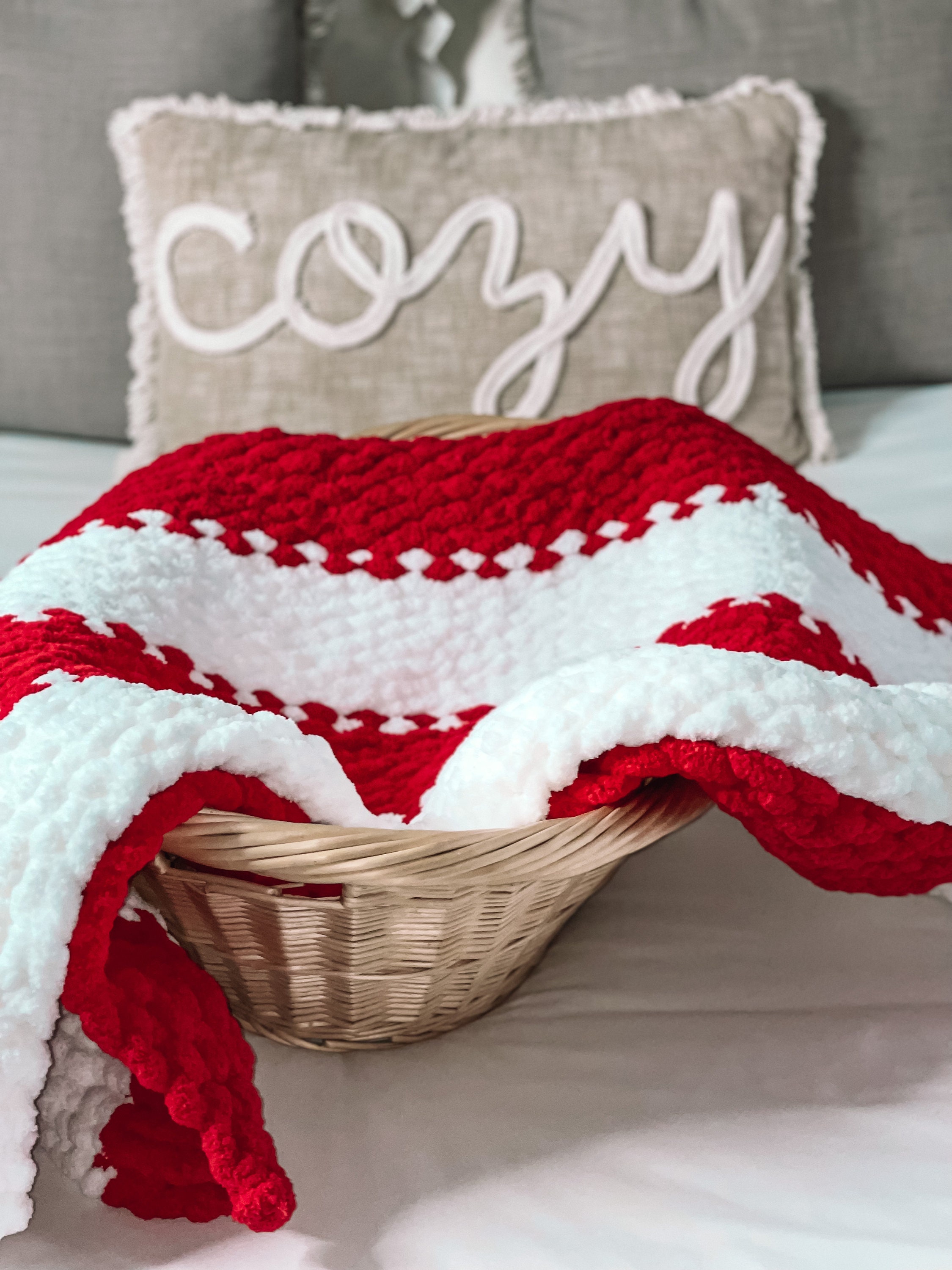 CANDY_CANE COZY Throw - Etsy