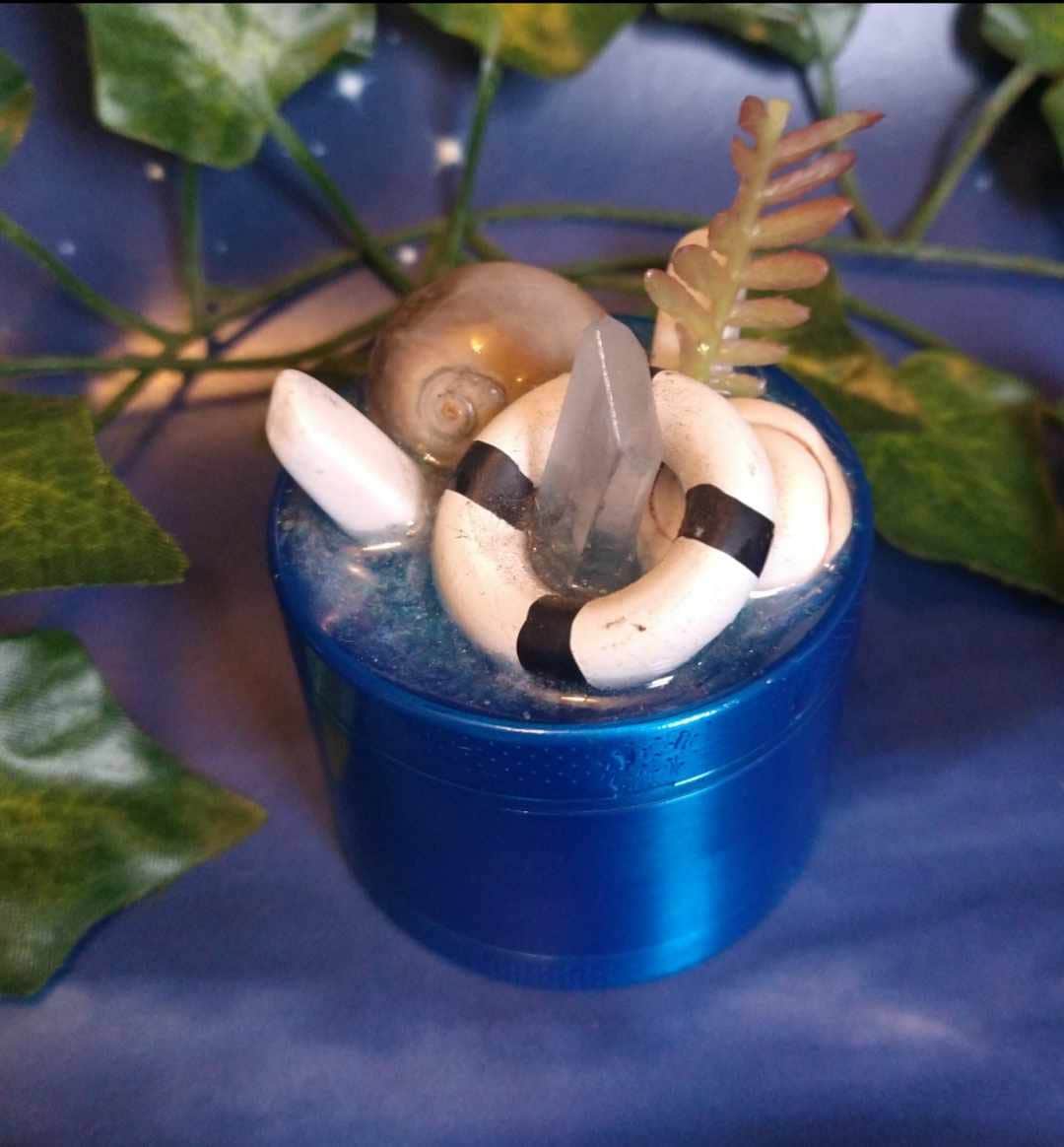 Seashell Ocean Herb Grinder With Cather With Crystals - Etsy