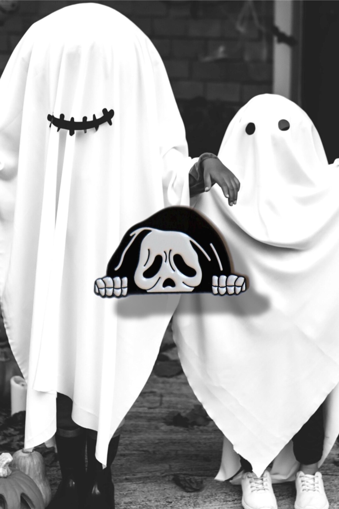 Peeking Ghost Face Scream Killer Pin - Etsy