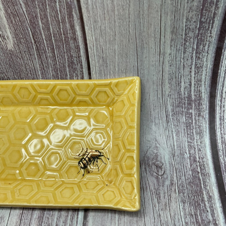 Small Bee Tray - Etsy