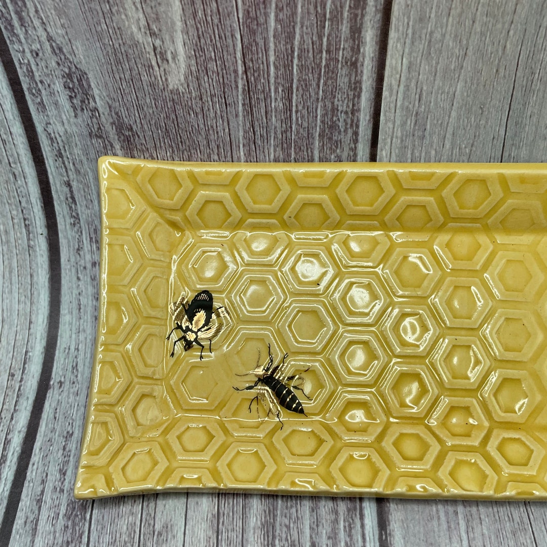 Small Bee Tray - Etsy