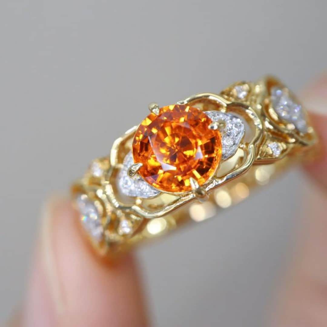 18k Gold Orange Garnet Ring: Handmade Celtic Wedding Band/natural Fanta ...