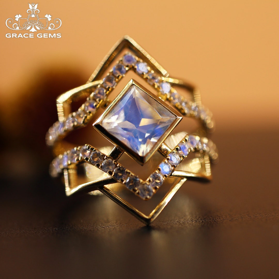 18k Gold Princess Cut Genuine Moonstone Ring/celtic Vintage Engagement ...