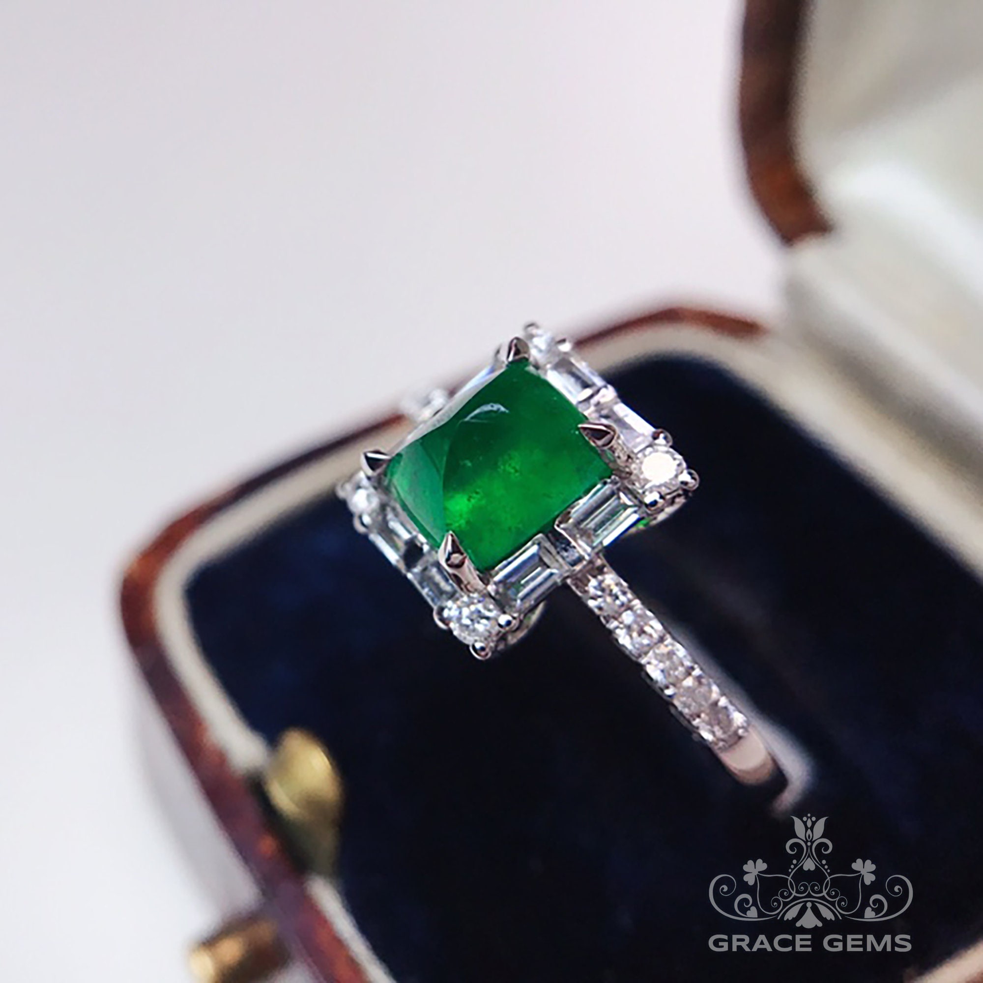 18k White Gold Diamond Emerald Ring/unique Tower Shape | Etsy UK