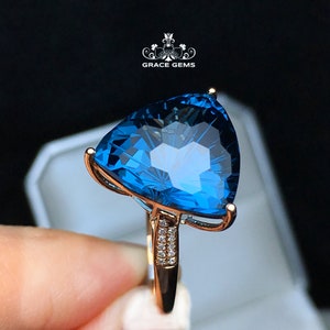 18k Gold Triangle Brilliant London Blue Topaz Engagement Wedding Ring ...