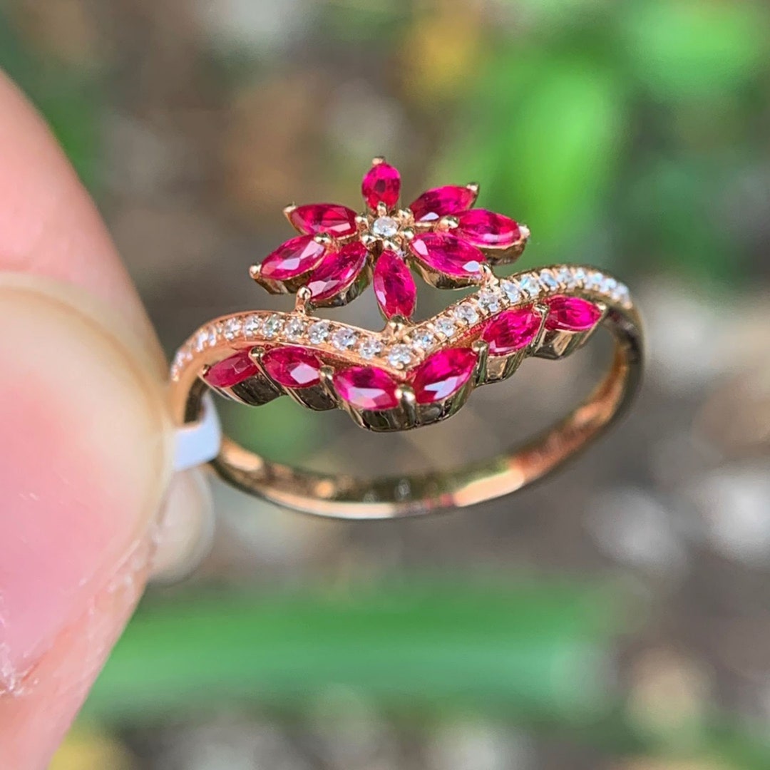 V Shape 18k Rose Gold Ruby Ring/curvy Natural Ruby Engagement Ring ...