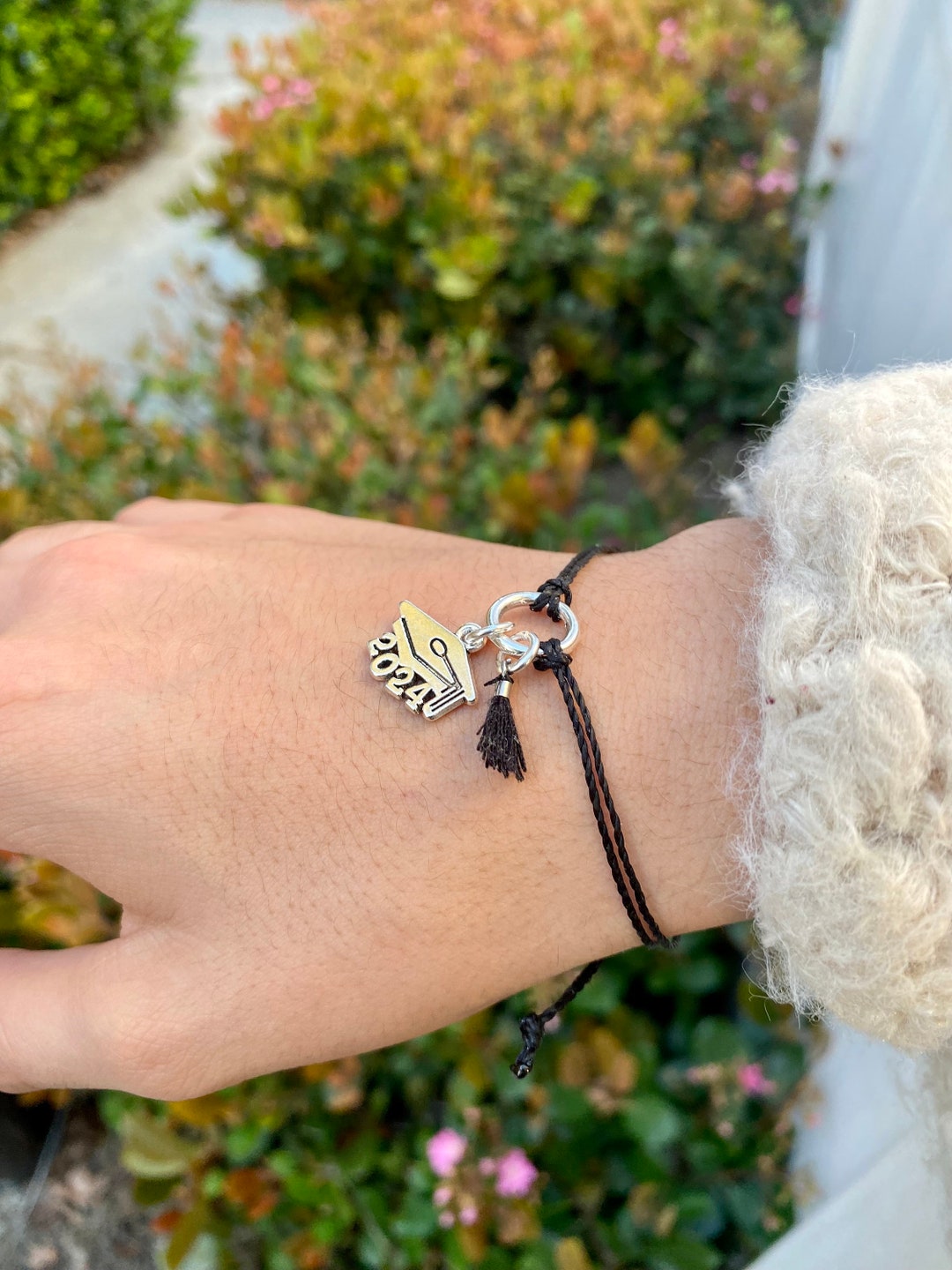 Graduation 2024 Cap Charm Bracelet. Unisex. Class of 2024. Graduation ...