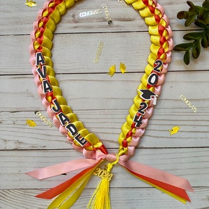 PRESCHOOL • KINDERGARTEN Graduation Lei • 2024 • Grad • Gift • Class of ...