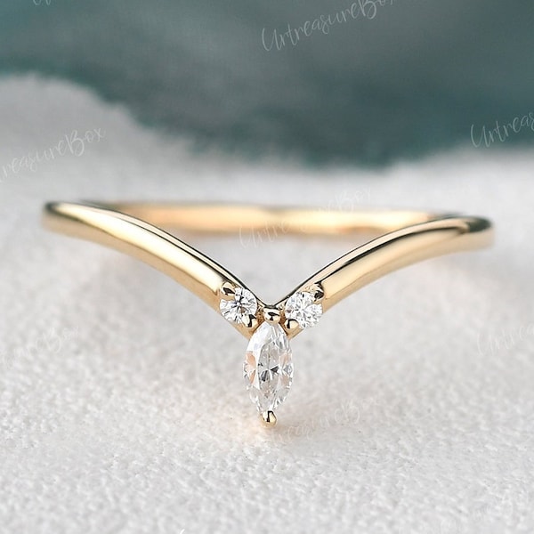 Chevron Wedding Band - Etsy