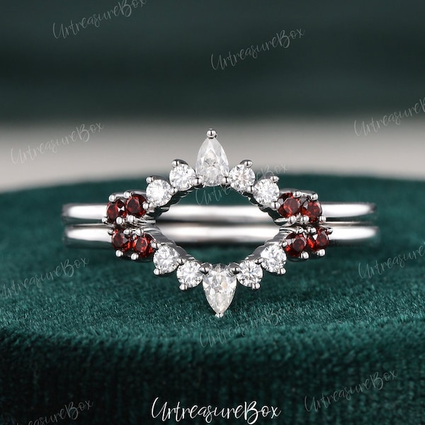 White Gold Garnet Ring - Etsy