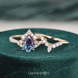 Lab Created Alexandrite Engagement Ring Sets Rose Gold Pear Cut Bridal ...