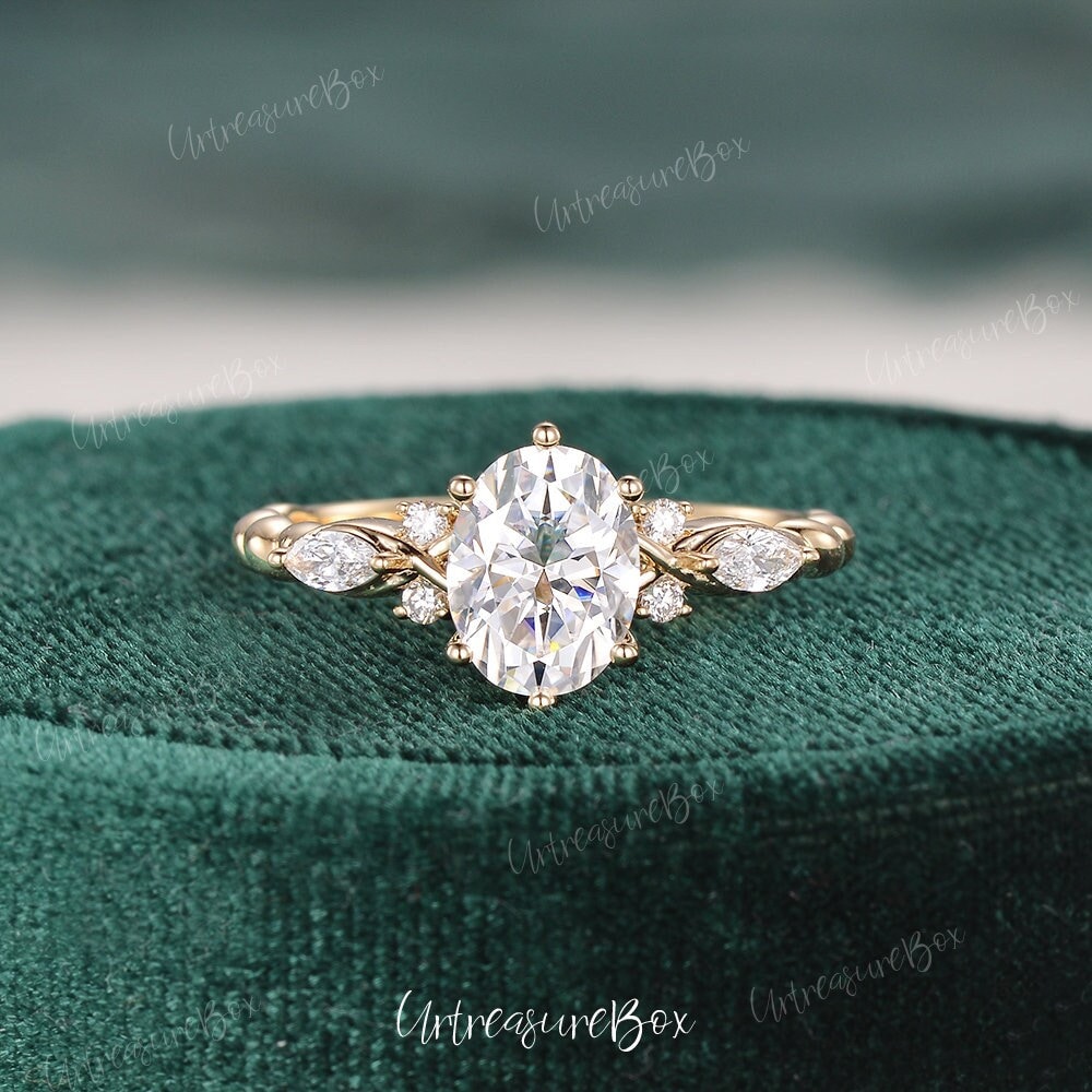 Gold engagement ring oval diamond store