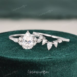 Cluster Moissanite Engagement Ring Set Vintage Rose Gold Unique ...
