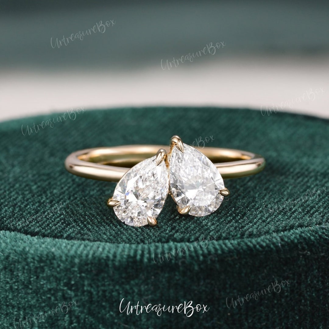 2CT Double Pear Shaped Lab Grown Diamond Engagement Ring Toi Et Moi ...