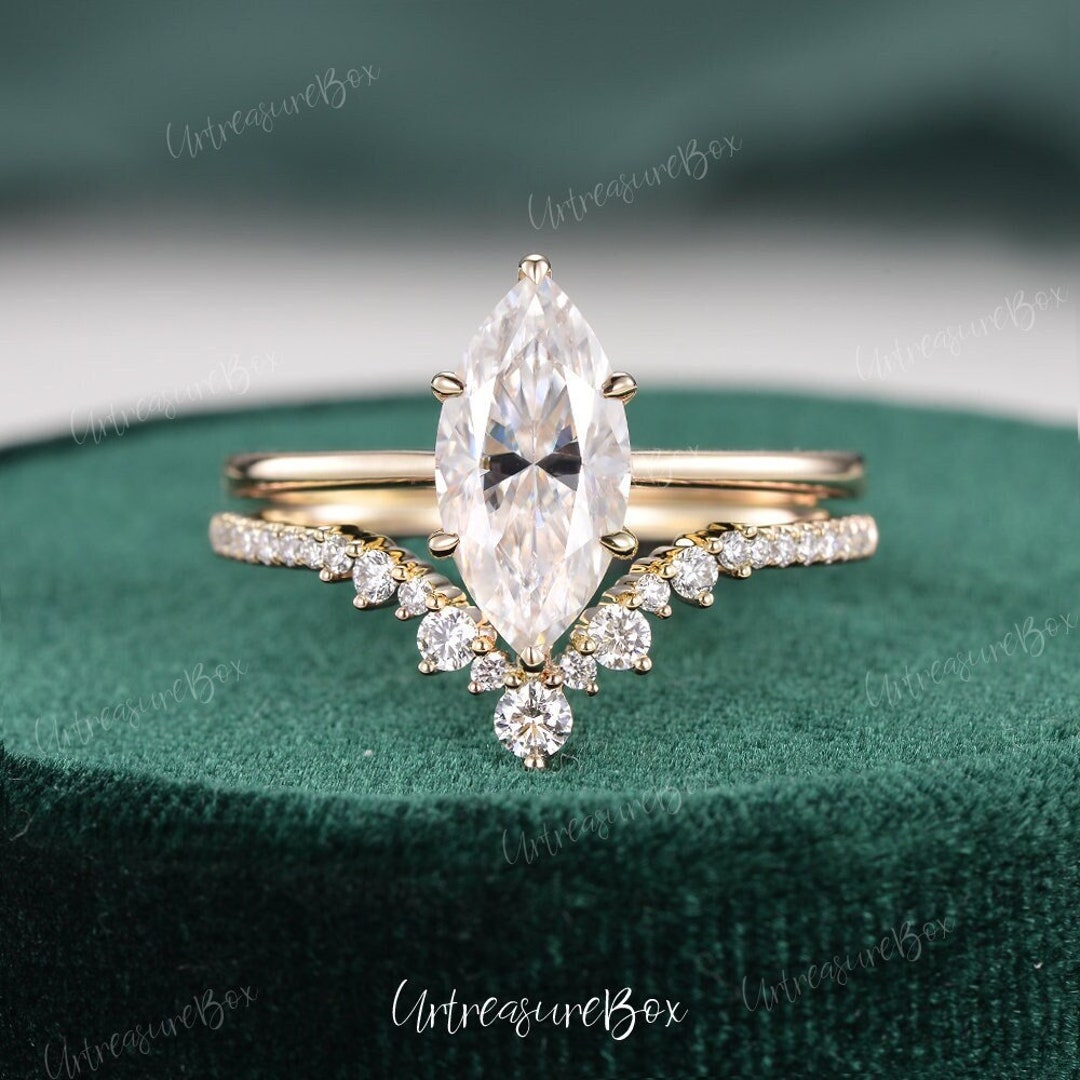 Marquise Cut Moissanite Engagement Ring Set Yellow Gold Marquise Bridal ...