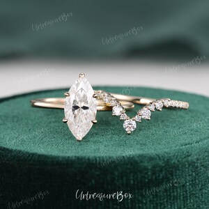 Marquise Cut Moissanite Engagement Ring Set Yellow Gold Marquise Bridal ...