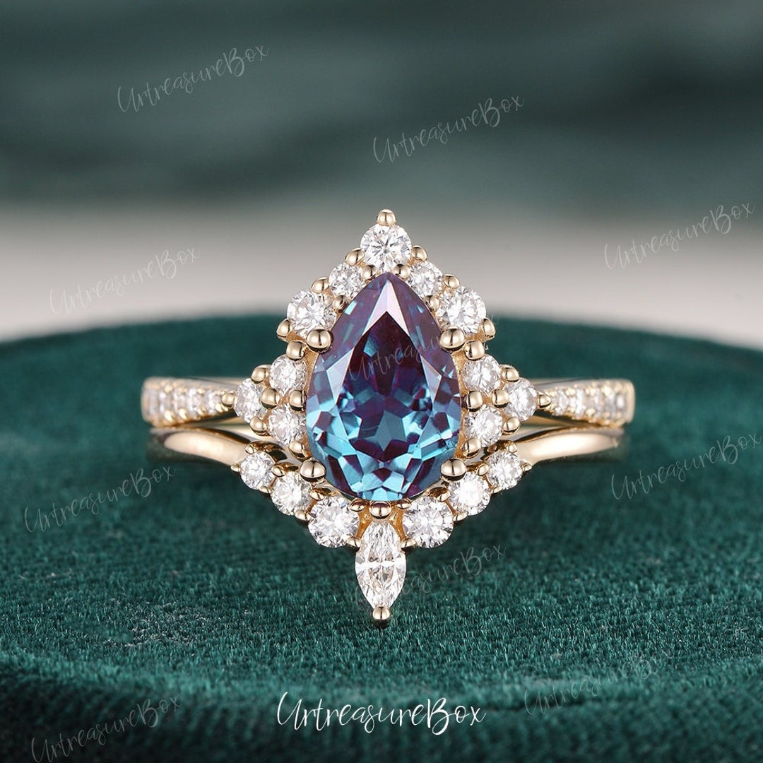 Lab Created Alexandrite Engagement Ring Sets Rose Gold Pear Cut Bridal ...