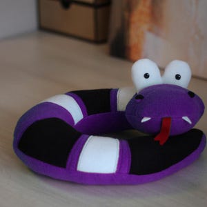Snake - Travel Neck Pillow - Etsy