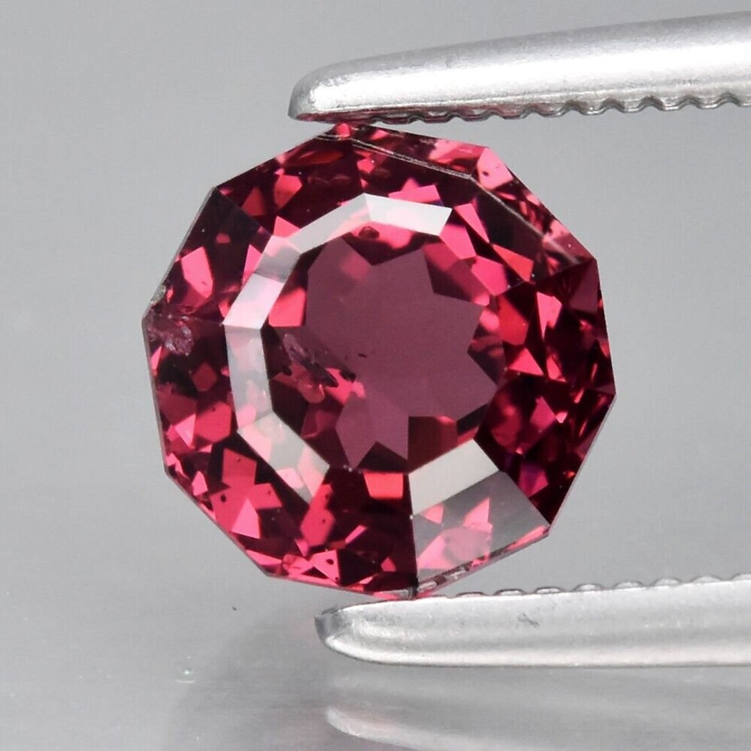 Corte personalizado de granate decágono Granate rodolita de grado VS 1.45CT Corte en casa ...