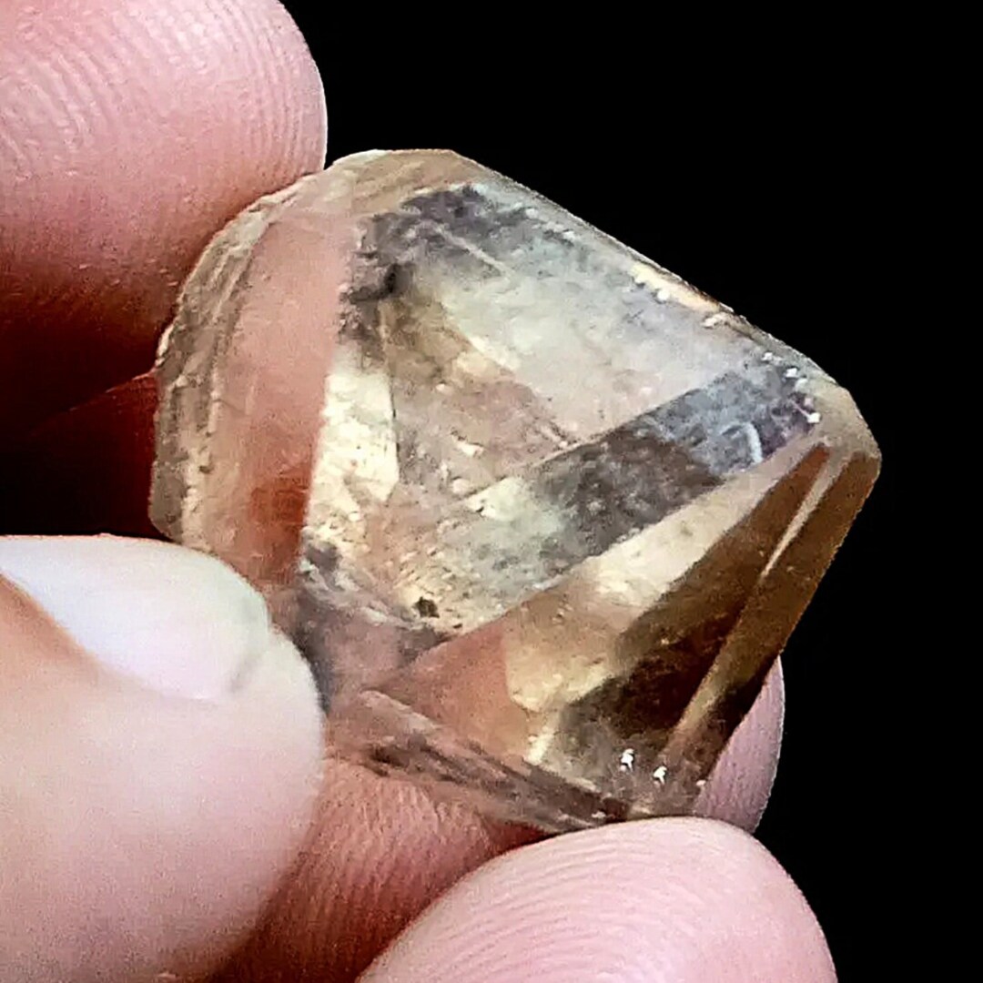 BIG Imperial Topaz Crystal 11 Gram Cutting Grade Diamond Grade ...
