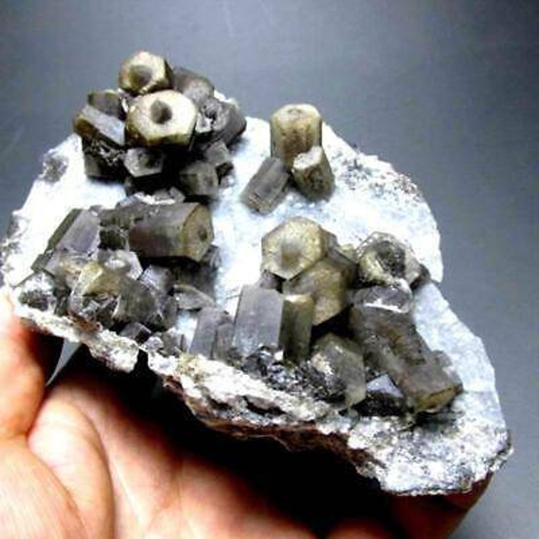 Legendary Big Columnar Calcite Crystal Cluster Huge 651 Gram ...