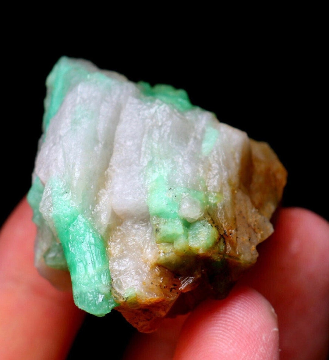 Emerald Beryl on Matrix Emerald Crystal on Matrix Emerald Beryl Crystal ...