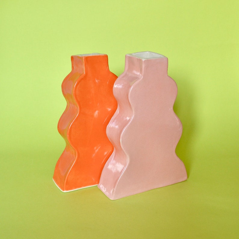 Handmade Ceramic Wavy Vase in Pink - Etsy