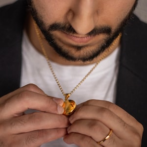 Personalised Men's Locket, 18 Carat Gold Vermeil Men's Round Locket ...