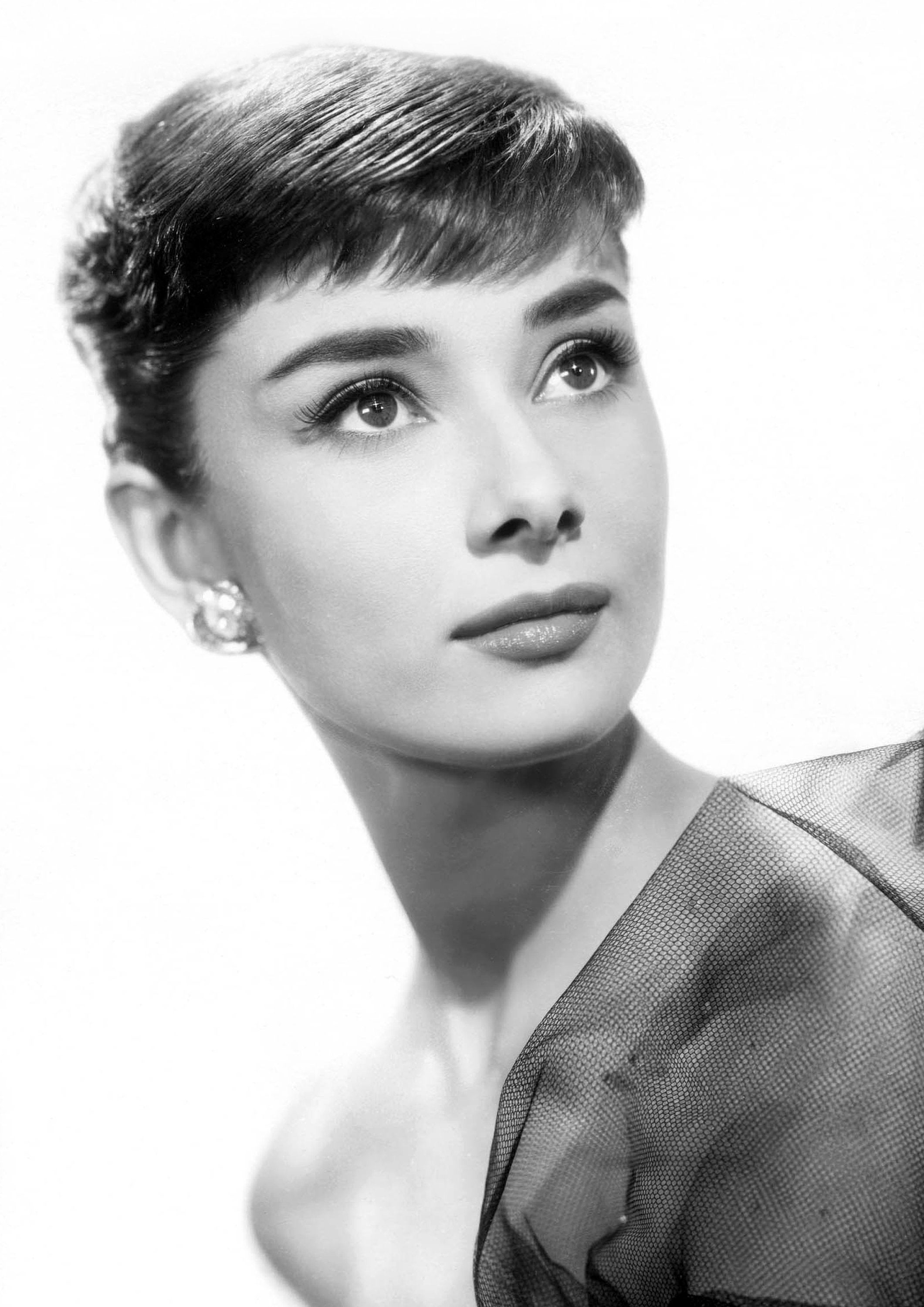 Audrey Hepburn Monochrome Photo Print 04 A4 Size 210 X | Etsy