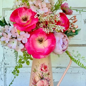 Cottage Pitcher Centerpiece - Etsy