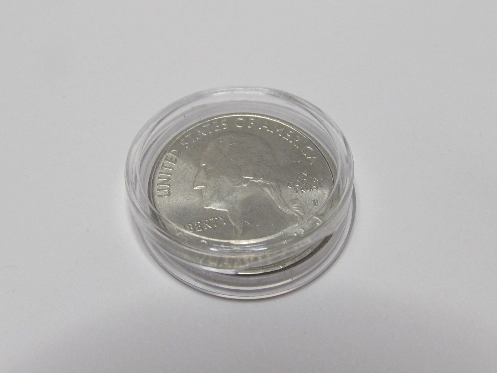 Quarter Sized Plastic Coin Capsules - 24.3mm Holders for Coins - Pack ...